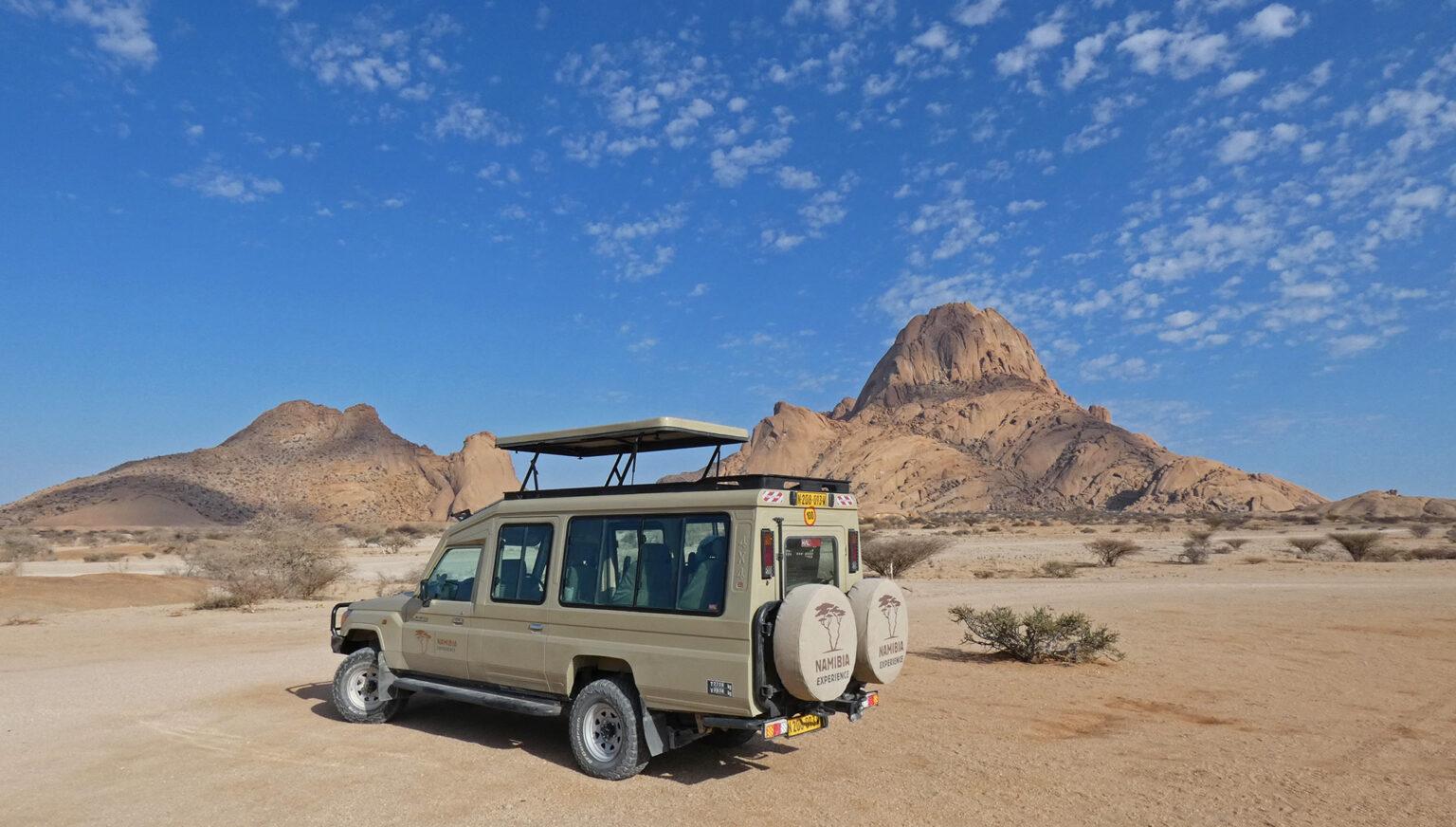 Namibia Lodge Tours - experience warm hospitality & exciting safaris