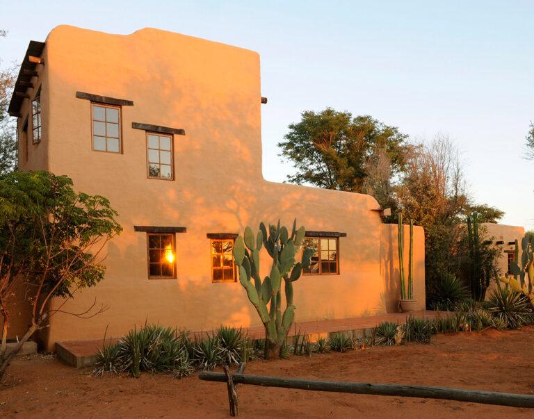 The Kalahari Desert in Namibia: Safaris & Travel Guide